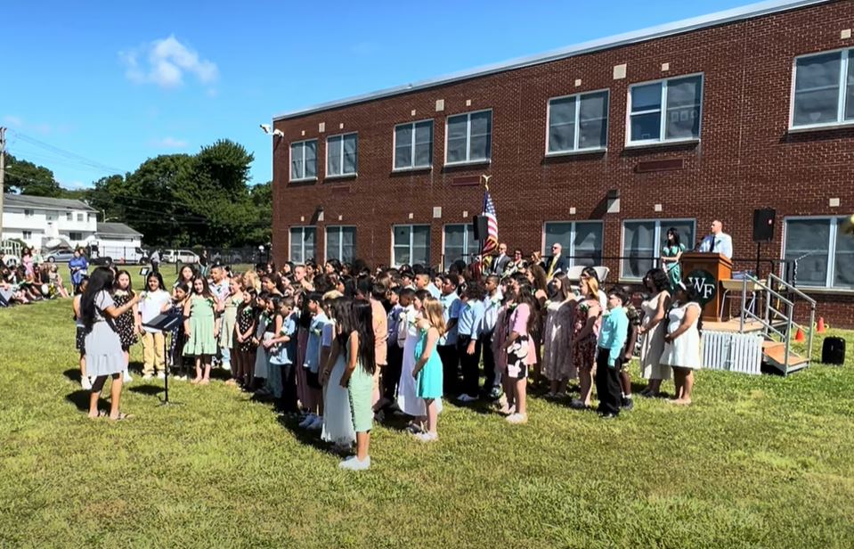 William Floyd Elementary School Fifth-Grade Moving Up Ceremony | News Post