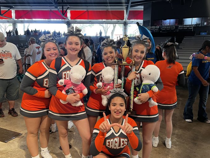 Alderete Middle and Canutillo High School cheer teams bring it at state ...