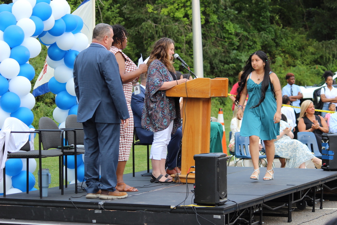 Blue Mountain Middle School’s Eighth Graders Ready for High School Move ...