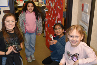Minter Bridge Elementary Door Decorating Contest | Post Details