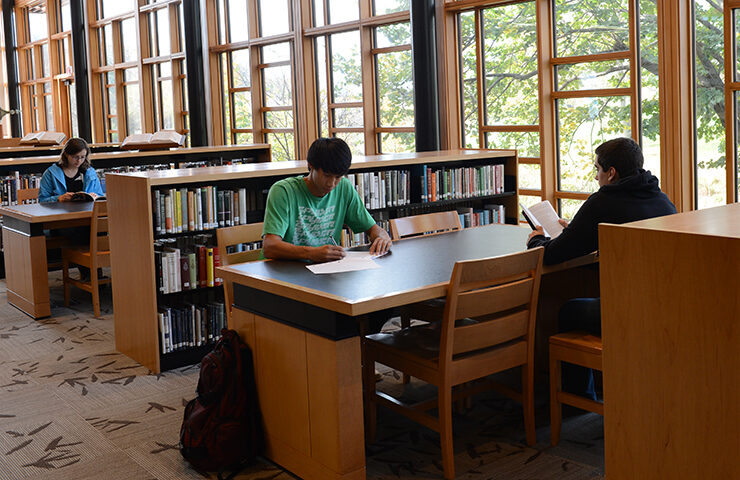 George School Students Receive 38 Scholastic Writing Awards | News Detail