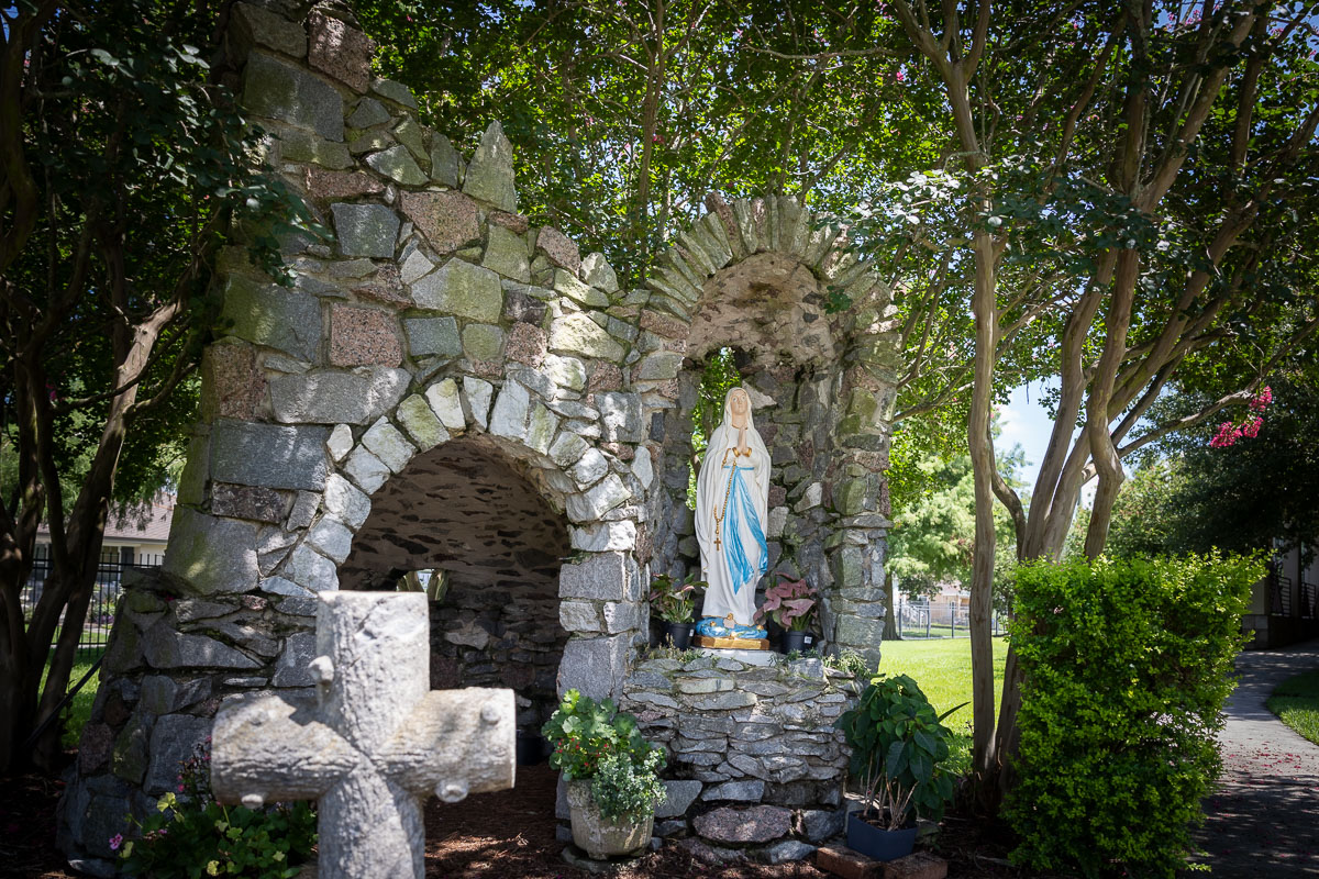 Grotto Statue Restoration | News Post General - Mount Carmel Academy