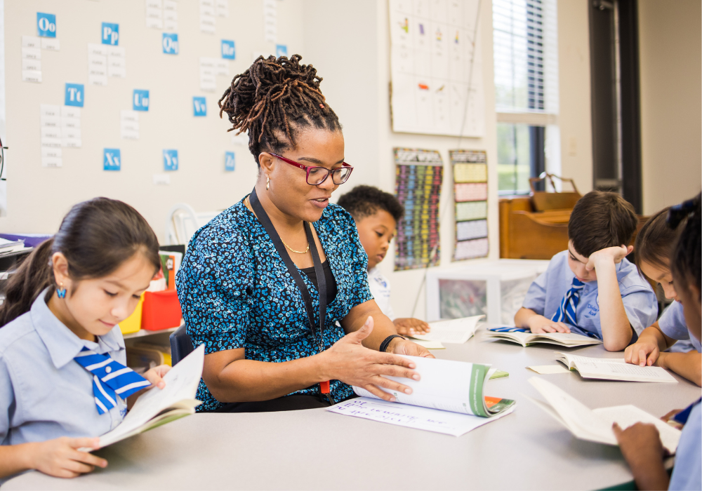 Careers - Divine Savior Academy - Sienna Campus