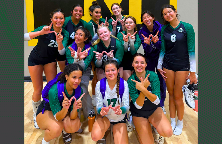 Hawks Rally for Big Road Win! | News Details