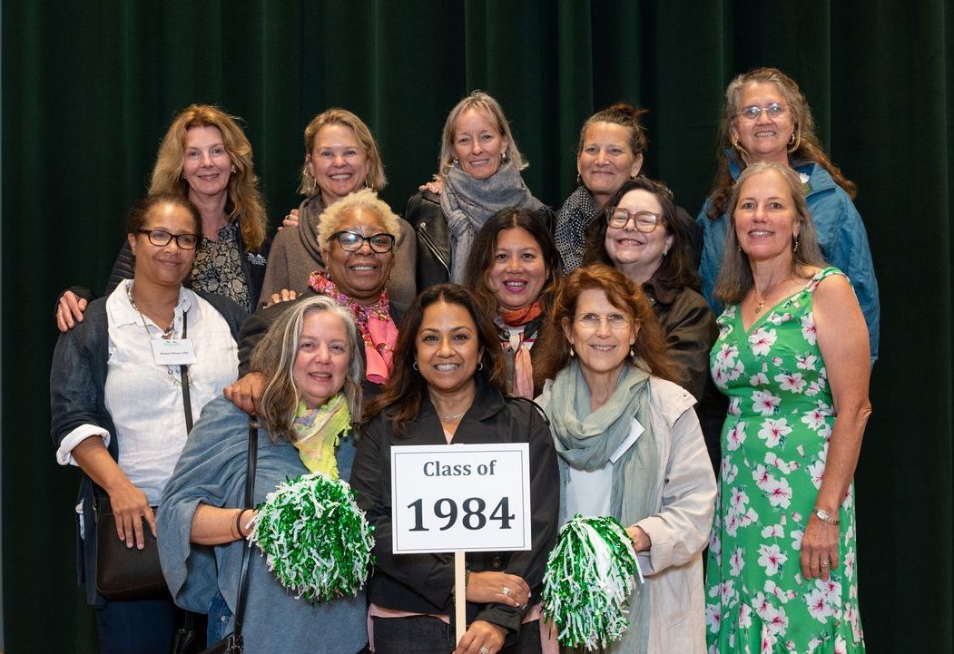 Congratulations to the Class of 1984 | Alumnae Posts Details