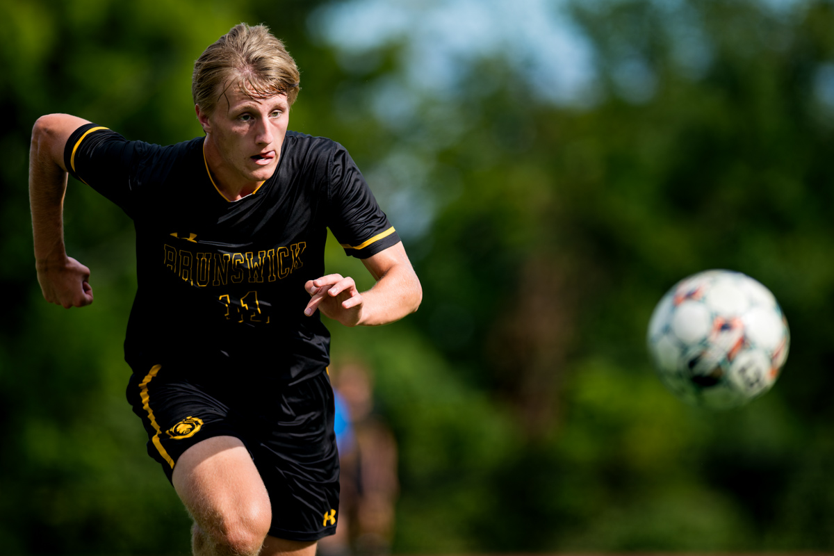 Soccer Team Tops Kent for Road Victory | Details
