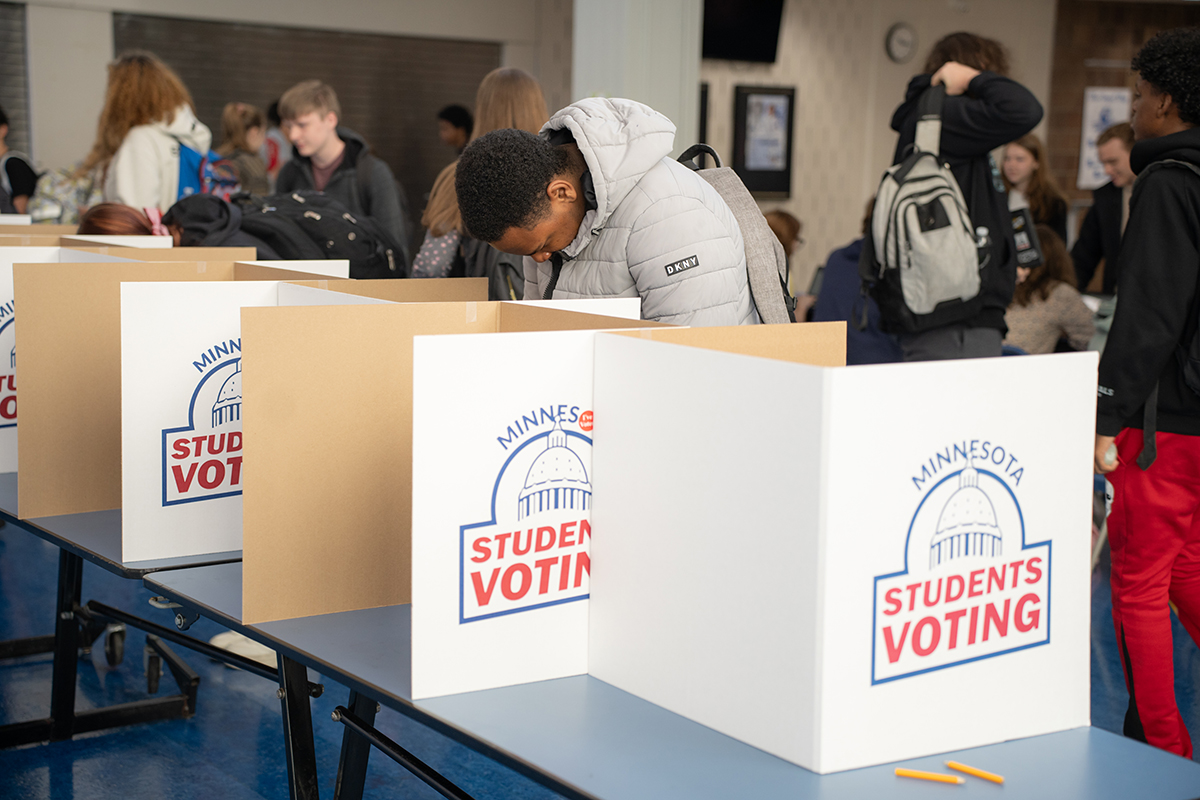 Hopkins High School scholars cast vote in mock election | article ...