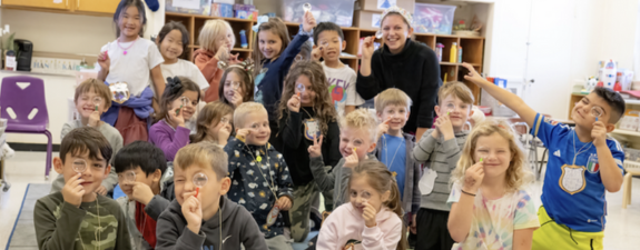 First Grade Detectives Look for Literacy Clues | News Article