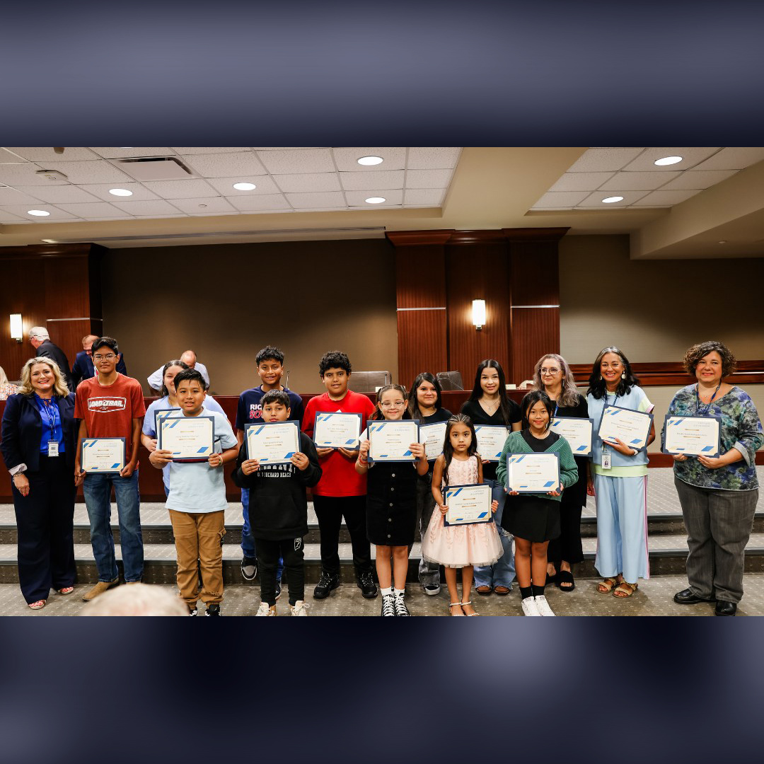 Students Complete EL Program | News Posts