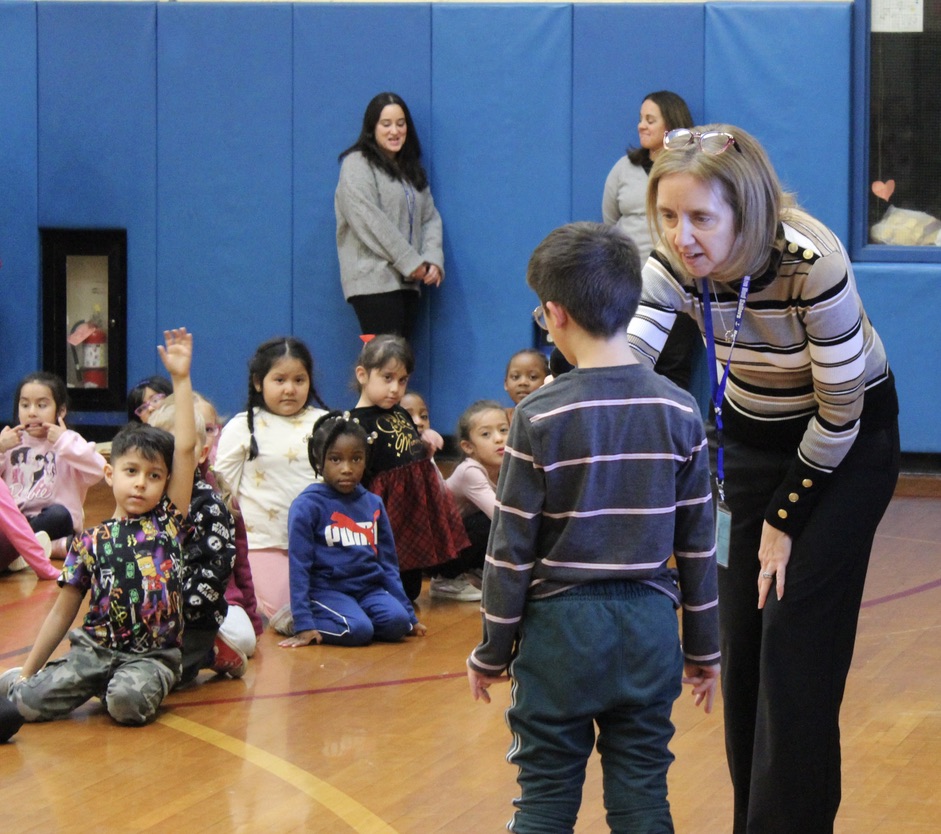 Monthly Assembly Touts New Year’s Resolutions | Post Details