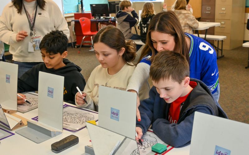 The IDEA Project visits Cascade View Elementary | View All News