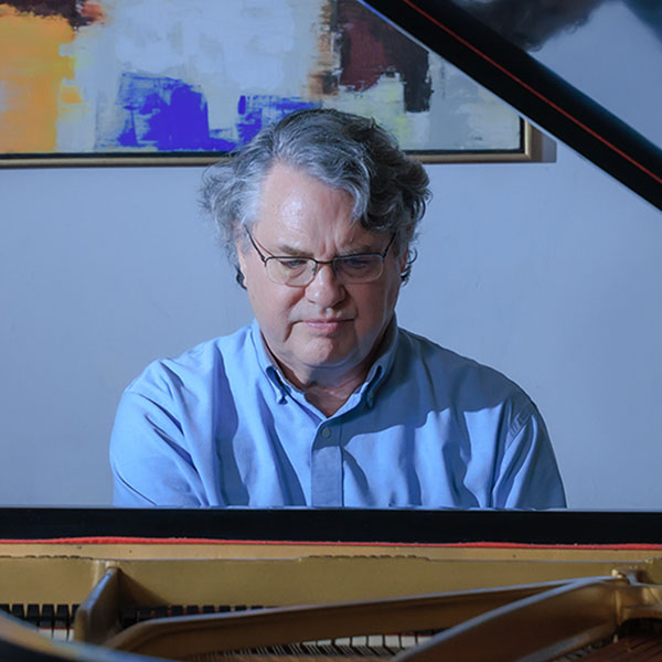 Choosing a New Path: Joe Reid '75, from Lawyer to Pianist | News Post