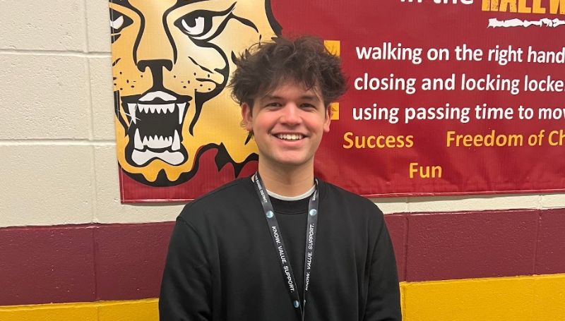 From student to staff: Sumner grad supports students at middle school ...