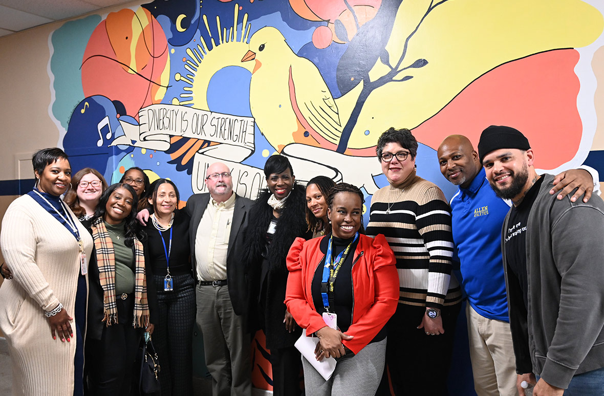 William Allen High School Students and Local Artist Unveil ...