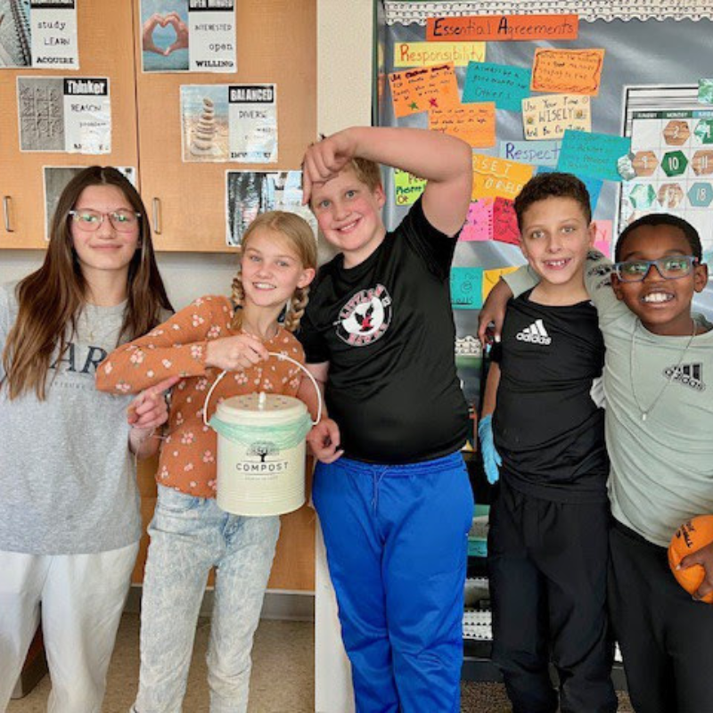 Eco Students Turning Trash into Treasure | News Details