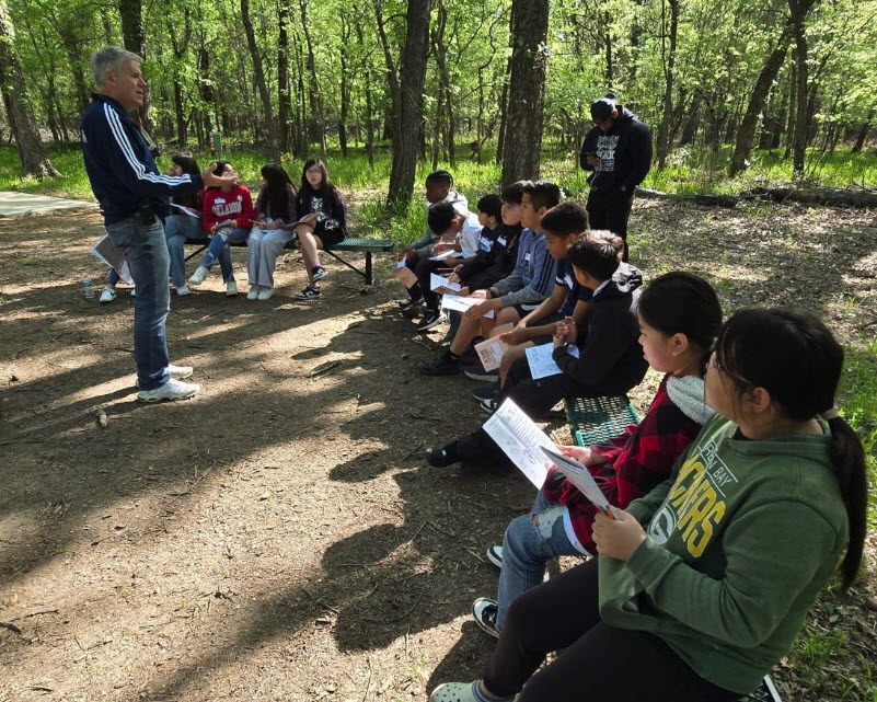 Boevers Takes Class Outside To Mohawk Park | Campus Life Details