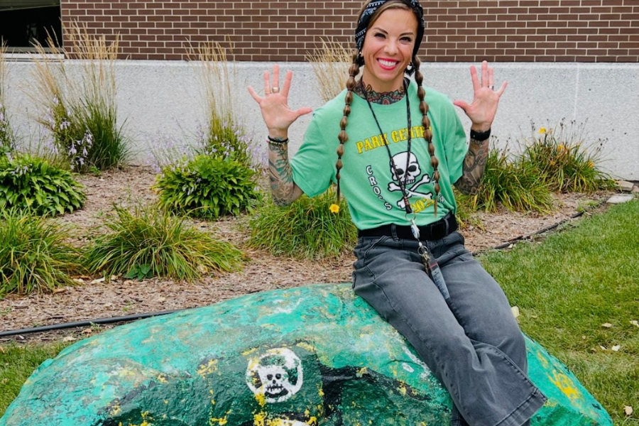 Staff Spotlight: Emily Juaire | article - ISD 279 - Osseo Area Schools