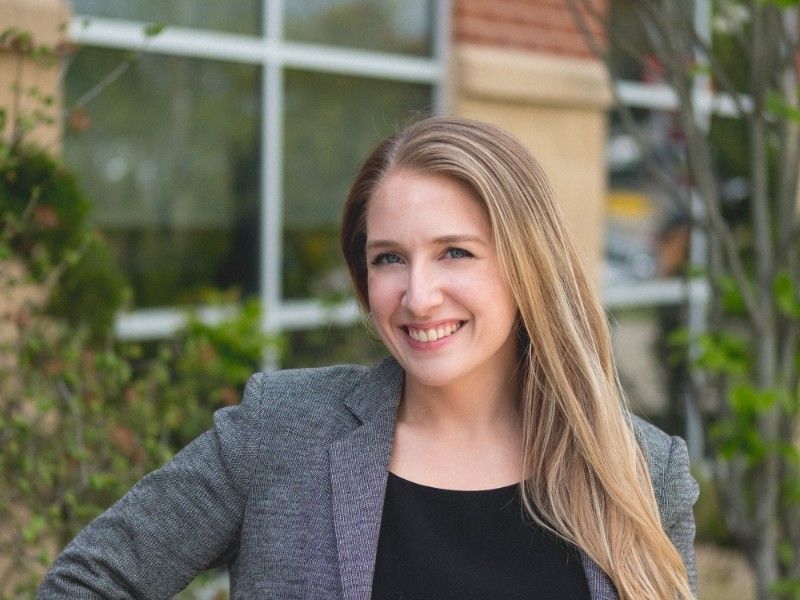 Thorlabs President Jennifer Cable ’03 Visits Roundtables | Post