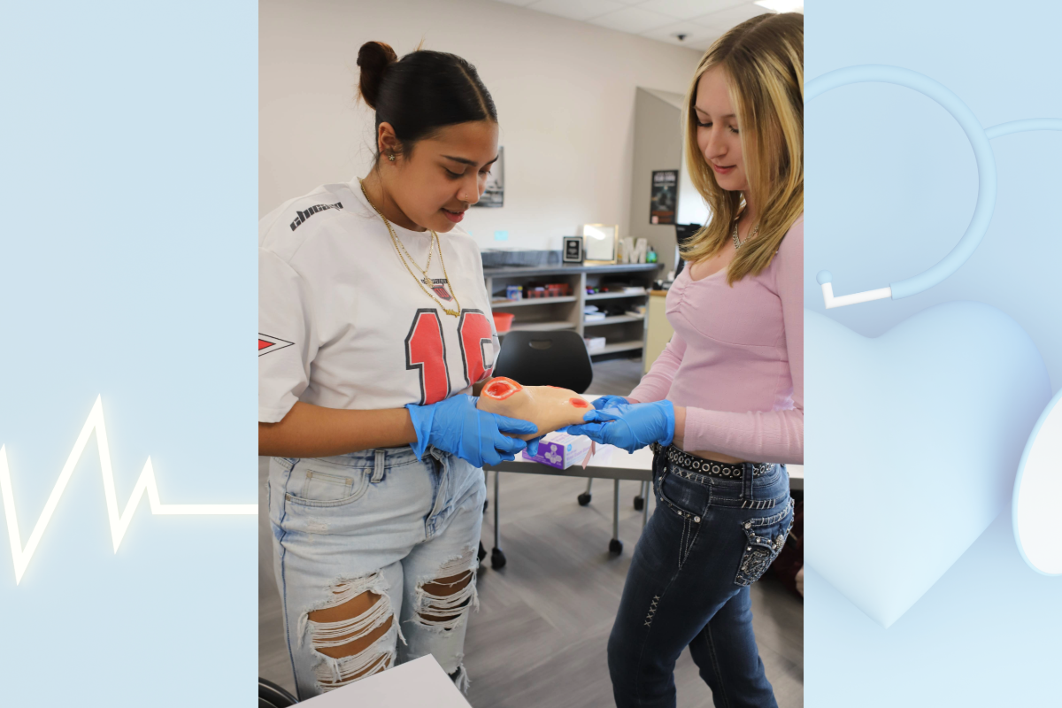 GLCA nursing students put pressure on injury prevention | News Post ...
