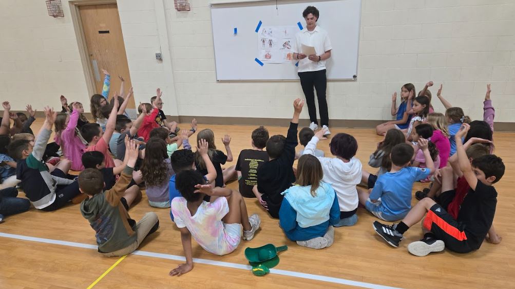 Swanson 3rd Graders Learn the Importance of Stretching | News Details