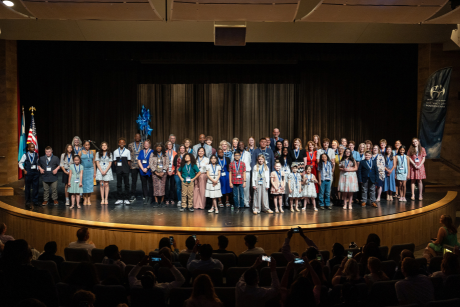 District 279 Foundation honors scholars, volunteers and staff at ...