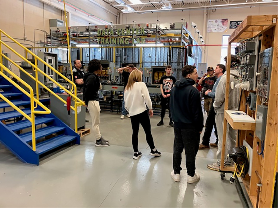 OSTC Electrical & Energy Students Tour IBEW Local 58 Training Center ...