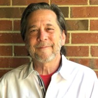 Sam Crews Receives Outstanding Service Award | News Detail