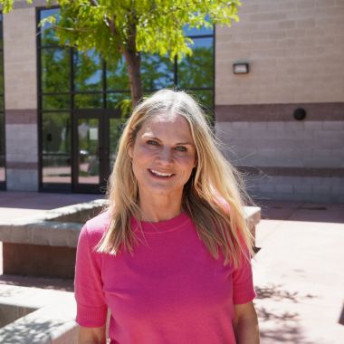 Jennifer Frechette-Caron | Details of Our Stories