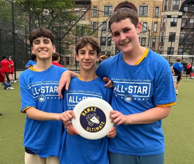 Ultimate Frisbee All-Stars Lead the Uptown Team to Victory | Ramaz News ...