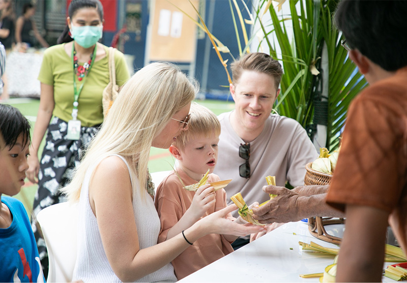 How to Build Your Expat Community in Bangkok: A Practical Guide for New ...