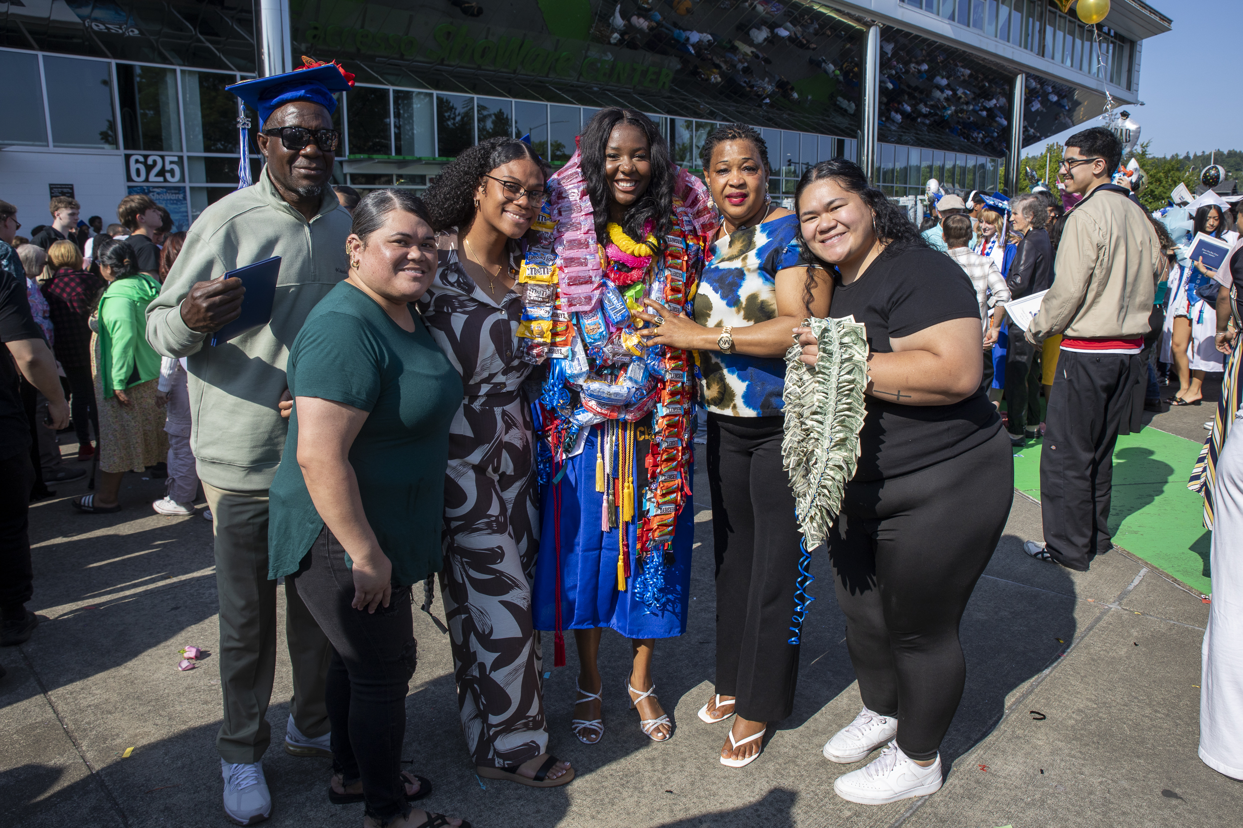 Federal Way High School 2025 Graduation | Story