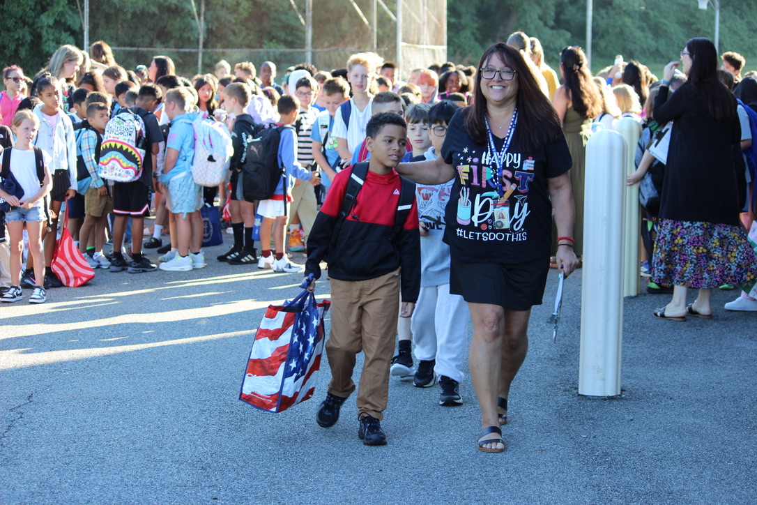 Hendrick Hudson Schools Welcome Back Students for 2025-26 School Year ...