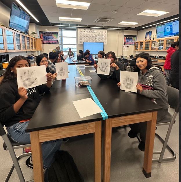 SBSO Forensics Unit presenters in SMHS Science Forensics Class | Posts ...