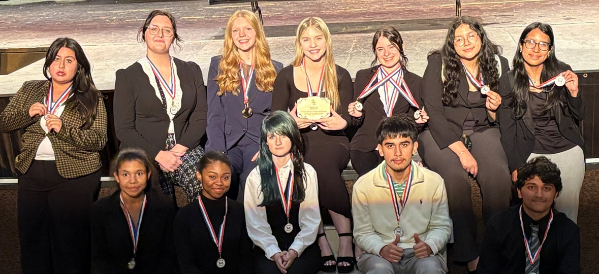 Speech and Debate Team Takes 2nd At Sandite Showdown | Campus Life Details