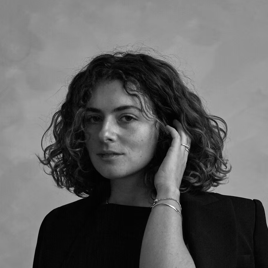 Author and Alumna Phoebe Thompson ‘08 Unveils New Novel About Female ...