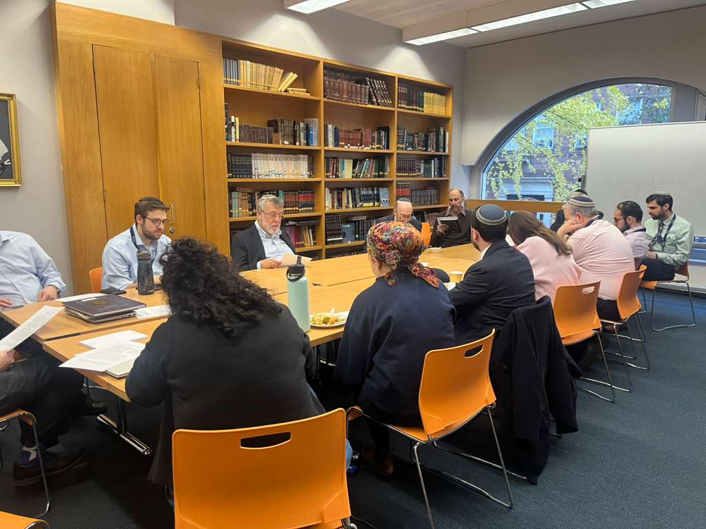 Rabbi Dr. Joshua Berman ’82 Talks Tanakh with Faculty and Students ...