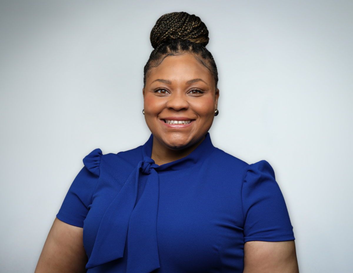 Lisa Robinson LoBianco '01 | School News