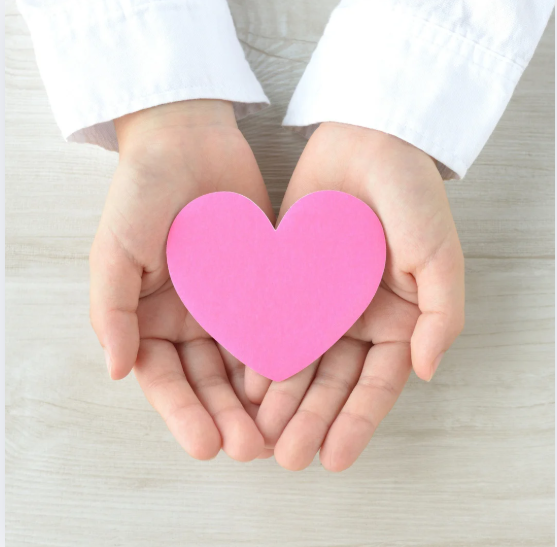 GIVING FROM THE HEART - ELMWOOD'S THEME FOR DECEMBER | News Article