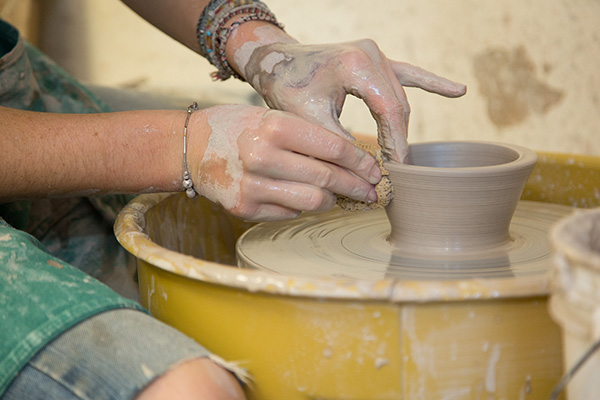 Pottery Teacher Offers Adult Pottery Classes | News Detail - High ...
