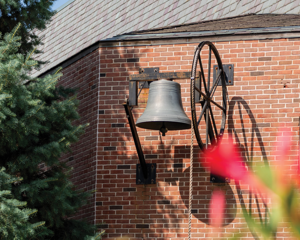 Victory Bell | Loomis Chaffee Archives