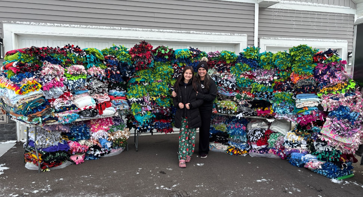 Oak View Middle School student wraps annual blanket drive with kindness ...