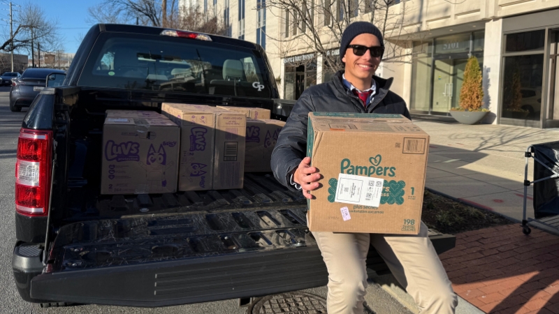 Jonathan Fahey ’26 Turns One Idea Into 10,000+ Diapers for Families in ...