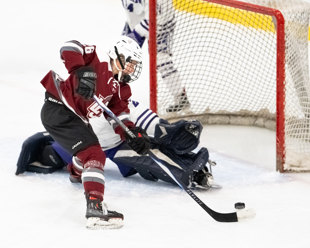 Schwarz and Stepnowski Reach 100 Career Points | The Loomis Chaffee School